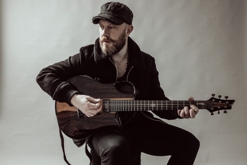 Ryan Sheridan kehrt zurück mit neuer Single "Parachute" (Video) » TONSPION