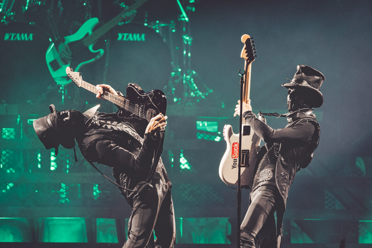 Ghost in der Uber Arena: Dunkle Magie ohne Smartphones! (Konzertbilder ...