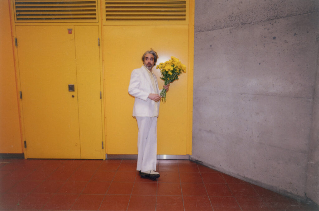 Patrick Watson kündigt neues Album „Uh Oh“ an – neue Single „Peter and ...